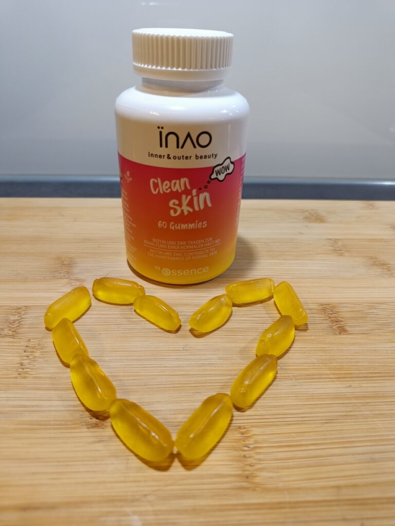 Testbericht zu den Clean Skin Gummies von INAO (Influenster)